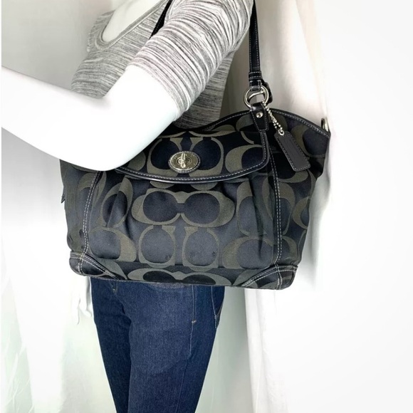 Coach | Bags | Coach 3139 Black Signature Jacquard Medium Shoulder Bag ...